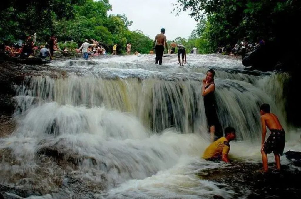Suối Đá Bàn Phú Quốc - 1 địa điểm không thể bỏ qua khi du lịch Phú Quốc ...